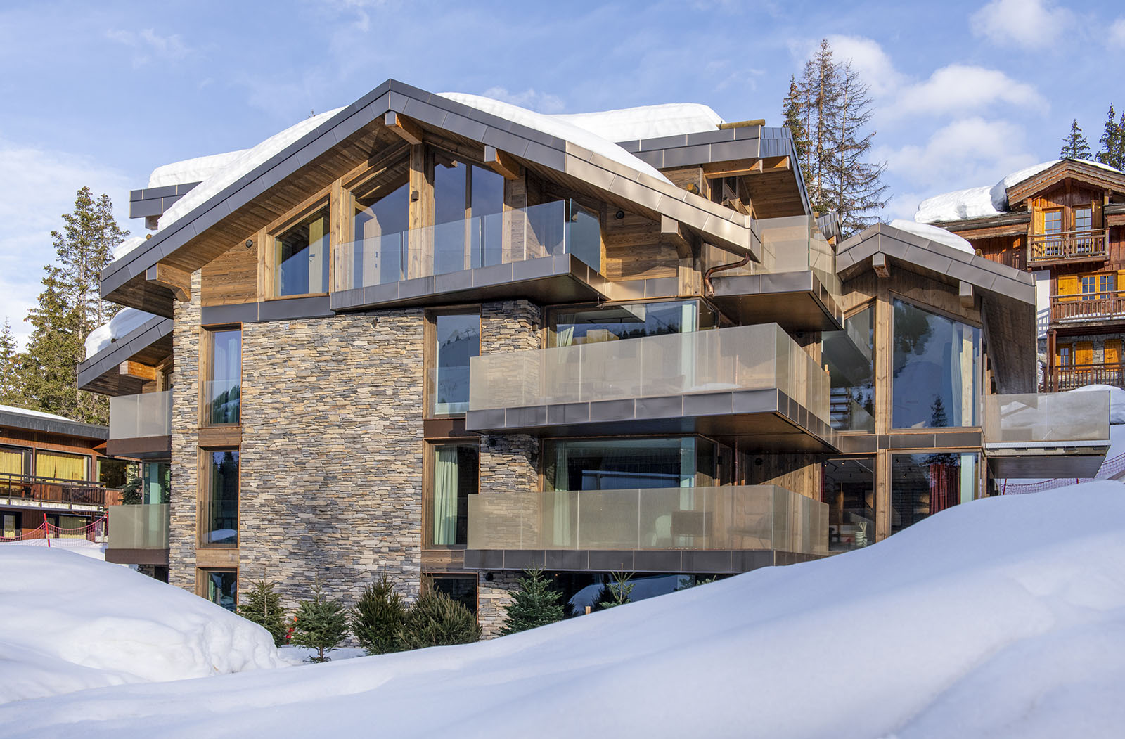 Luxury Chalets in Courchevel 1850 | SkiBoutique